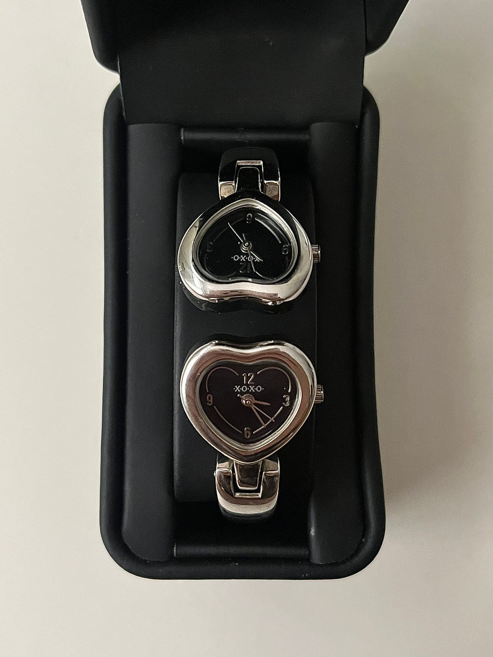 Adorable Silver Tone Double Dial Cuff Watch – 143 Vintage